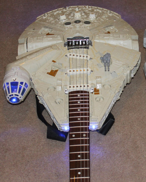 Agora você pode comprar guitarras Millennium Falcon no Etsy! » Toad Agora você pode comprar guitarras Millennium Falcon no Etsy! » Toad